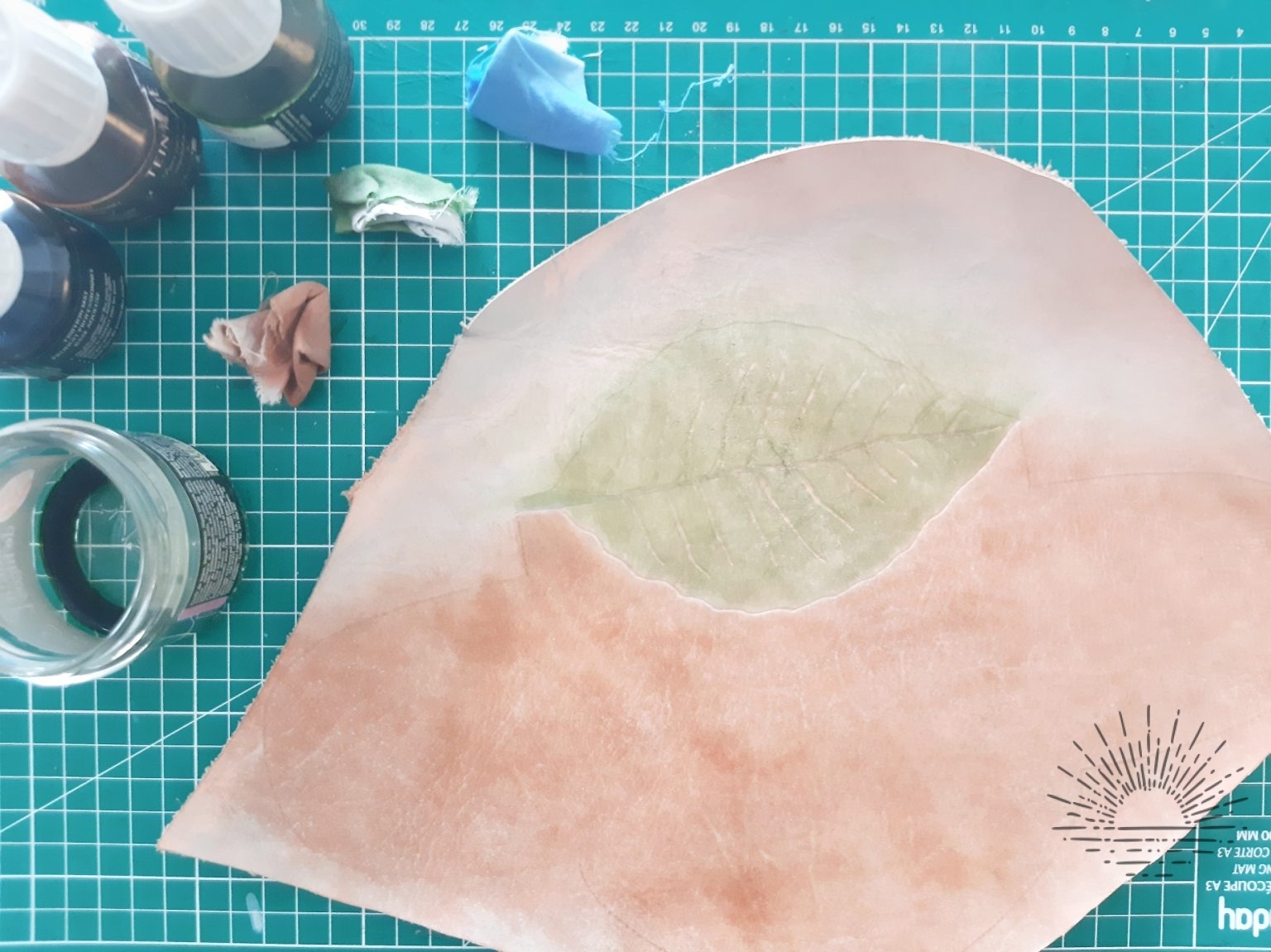 Tobacco leaf smoker's pouch | NomadeCrafts - Tutorial