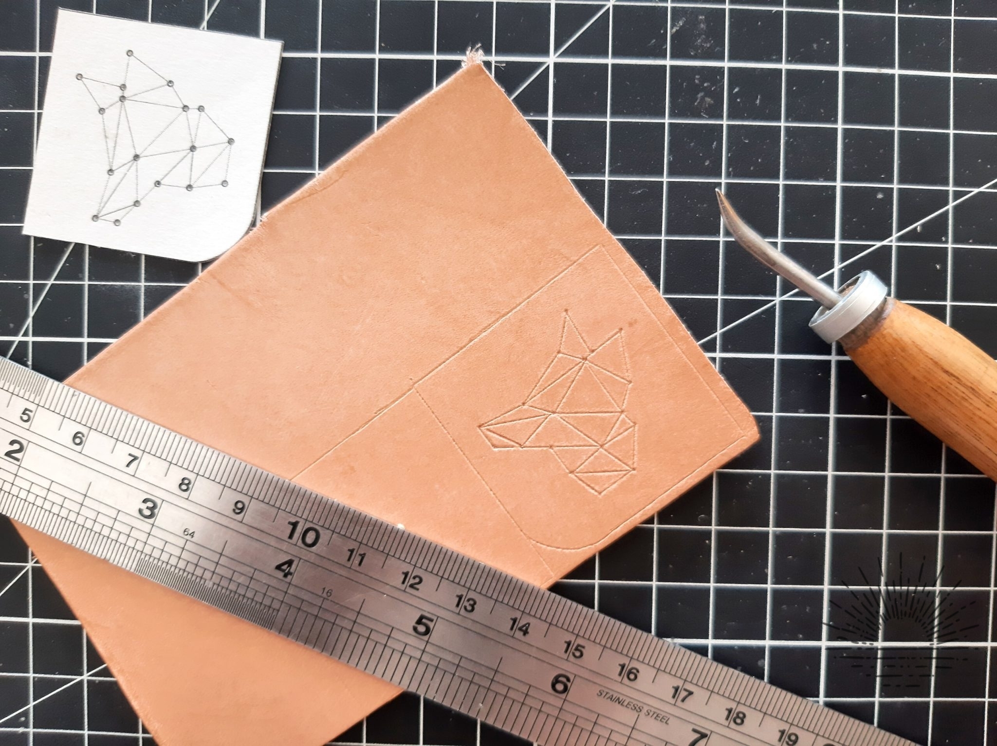 6 leather bookmarks ideas | NomadeCrafts - Tutorial