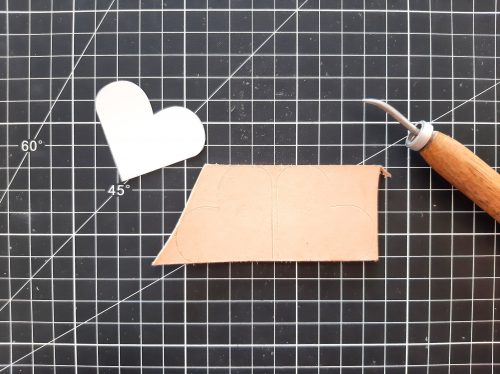 6 leather bookmarks ideas | NomadeCrafts - Tutorial