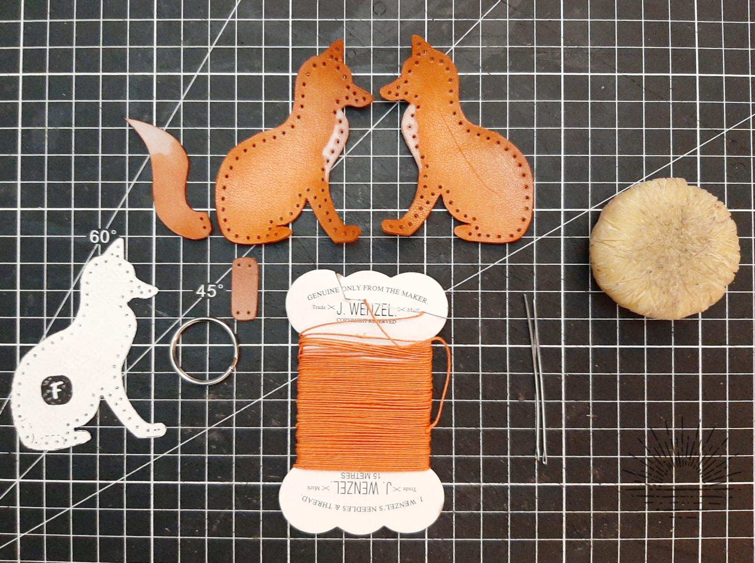 Making leather keychains: 6 Forest Animals | NomadeCrafts