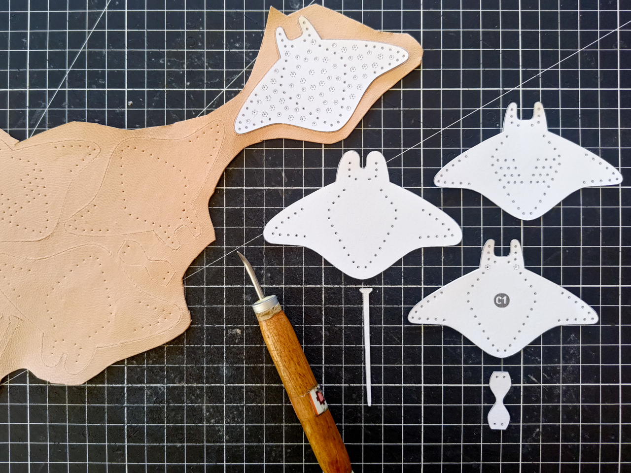 Manta Ray bag charm | NomadeCrafts - Tutorial