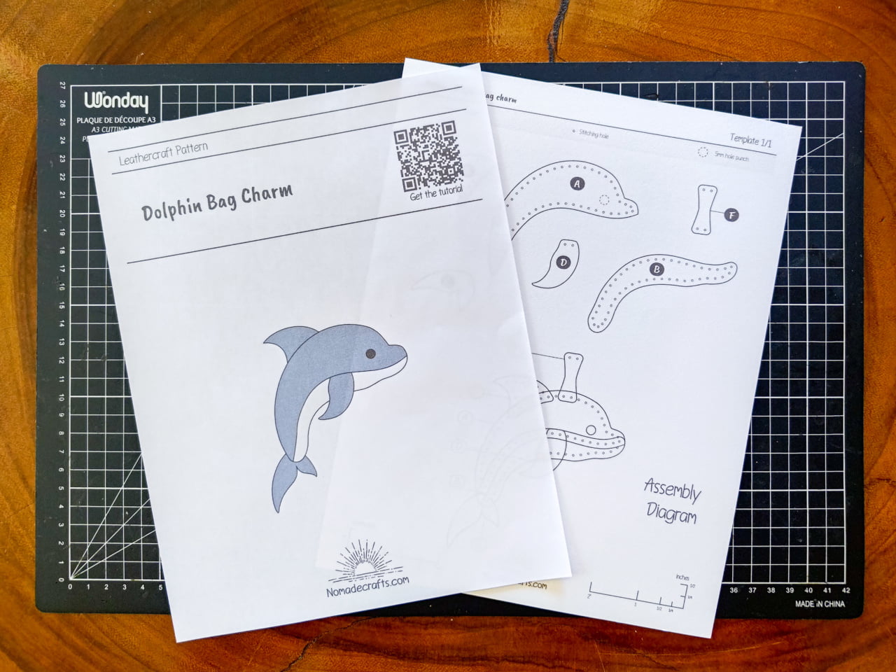 Dolphin Bag Charm Pattern - NomadeCrafts