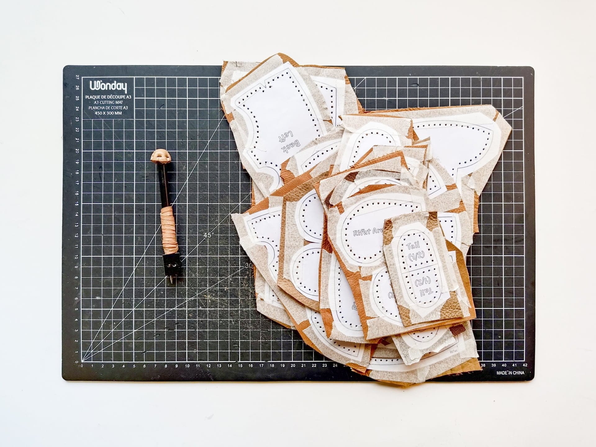 Leather Teddy Bear | NomadeCrafts - Tutorial