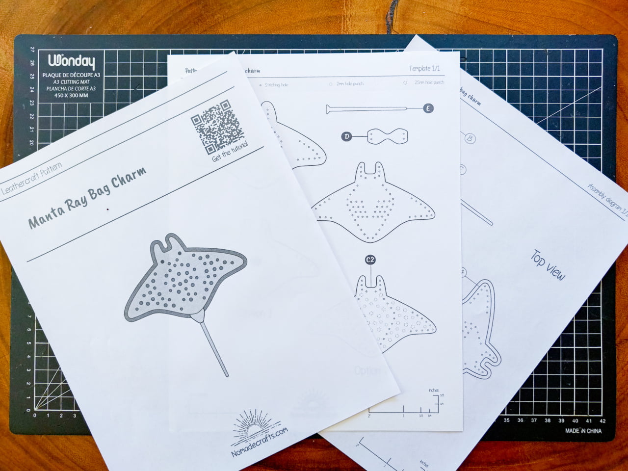 Manta Ray Bag Charm Pattern - NomadeCrafts